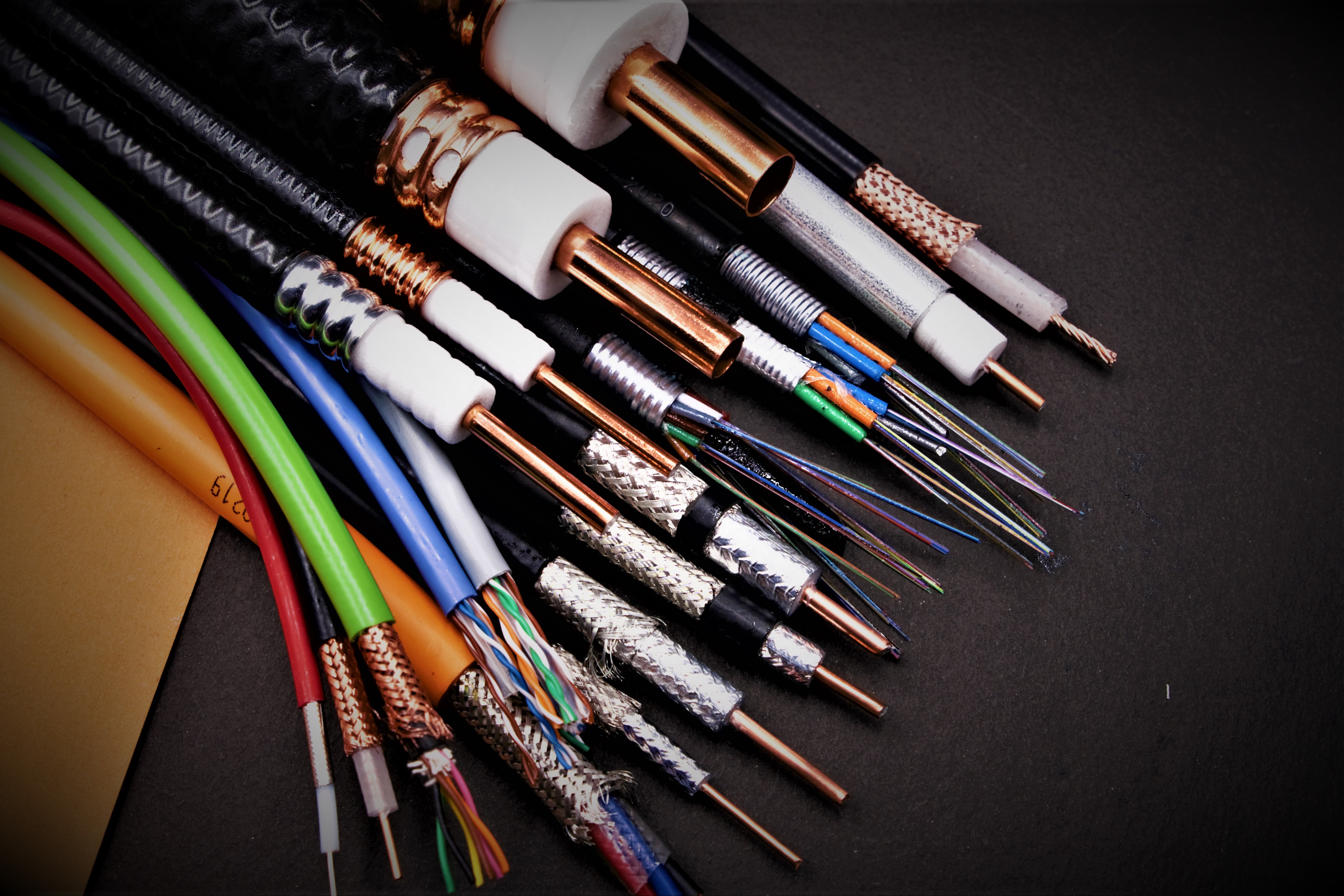 What is a fiber optical feeder cable